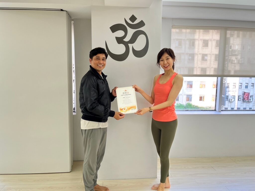 我的瑜珈心靈饗宴｜修身養性的瑜伽旅程 - Sujit-Sauryayoga 索莉雅太陽瑜珈